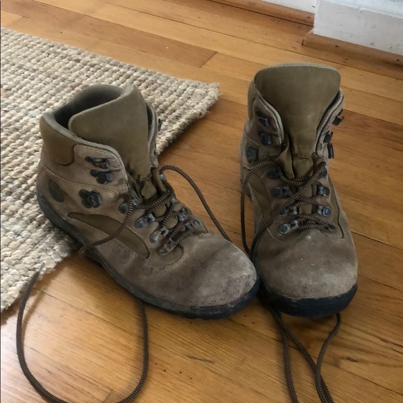 Merrell | Shoes | Merrell Hiking Boots Tan Size 7 | Poshmark